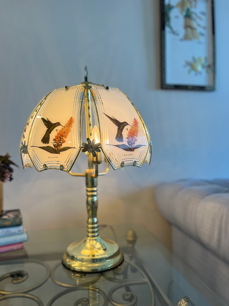 Beautiful Vintage Floral Hummingbird Accent Lamp - OK Lighting Touch ...