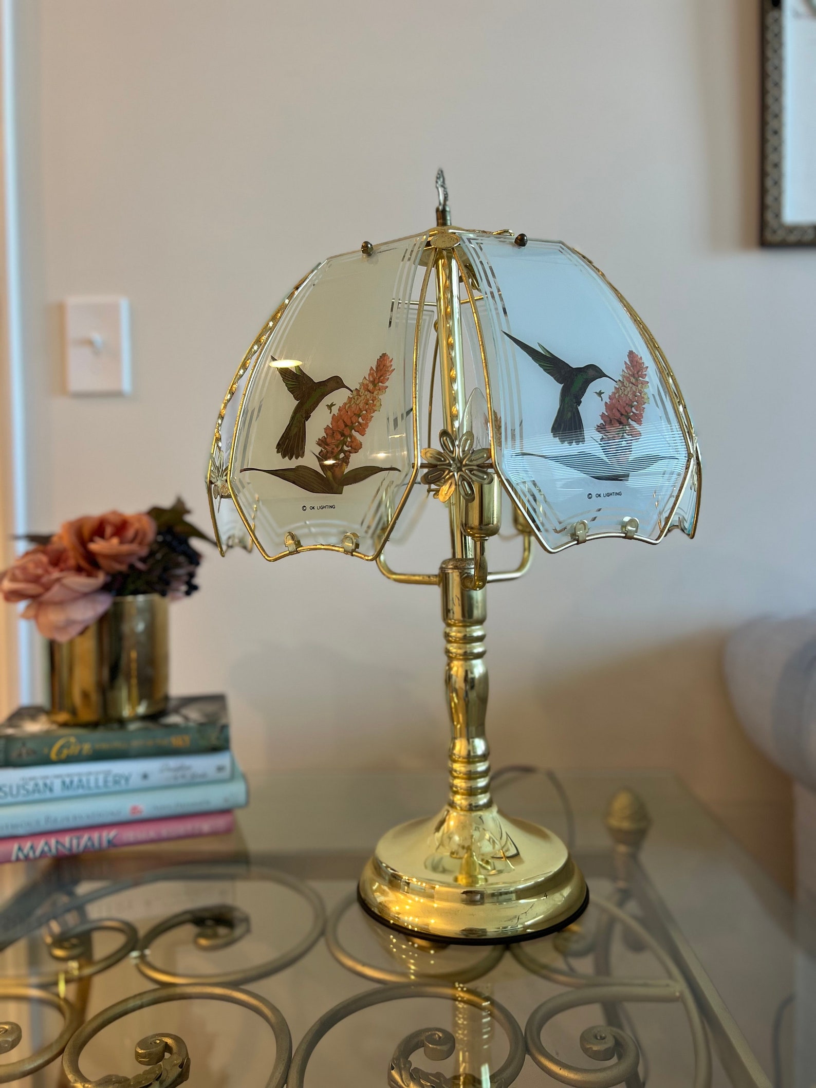 Beautiful Vintage Floral Hummingbird Accent Lamp - OK Lighting Touch ...