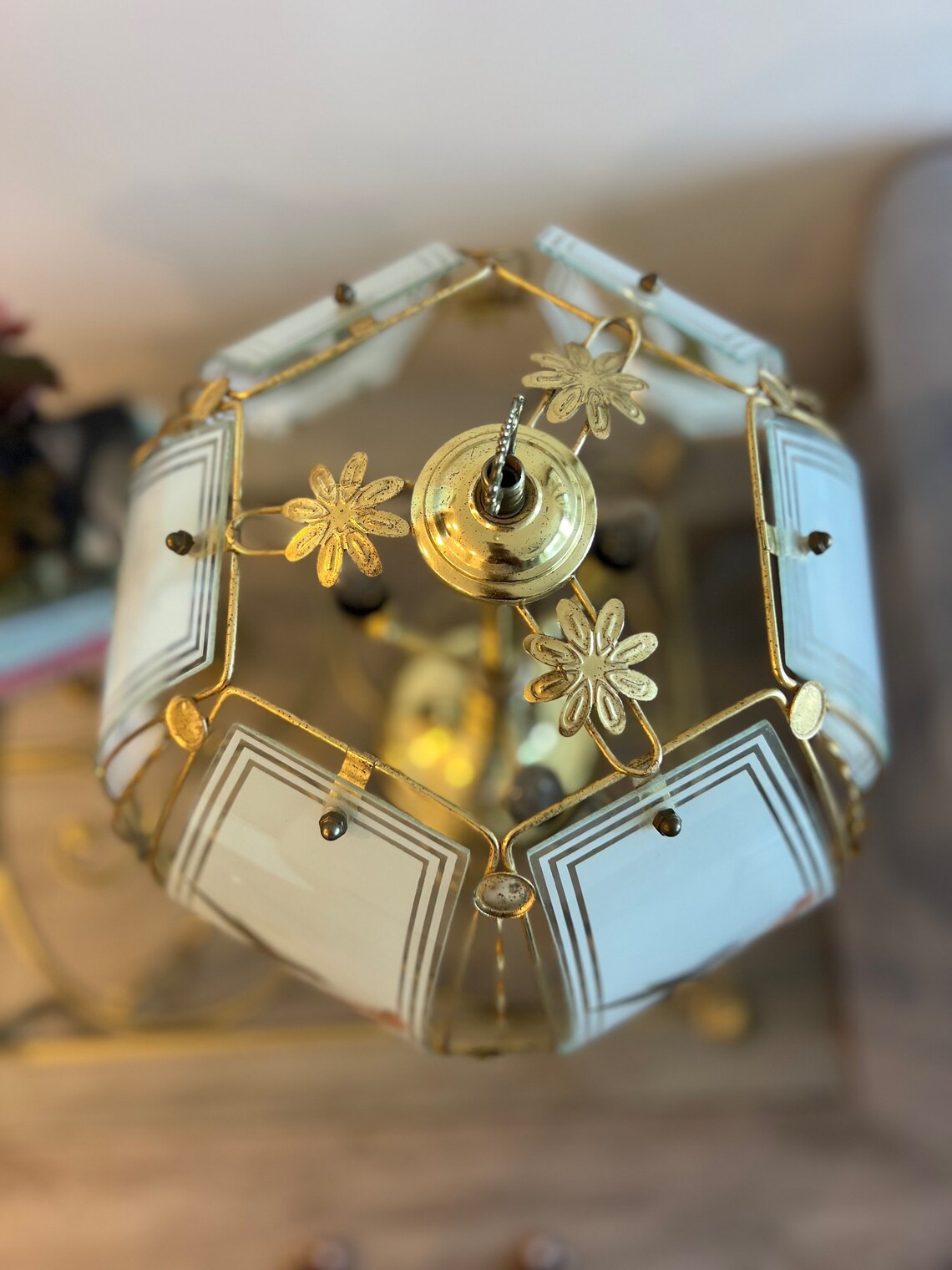 Beautiful Vintage Floral Hummingbird Accent Lamp - OK Lighting Touch ...