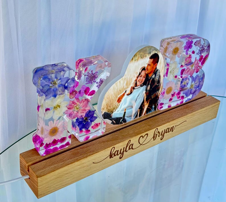 Personalized 3D Photo Lamp, Resin Initial Letters With Flowers ...