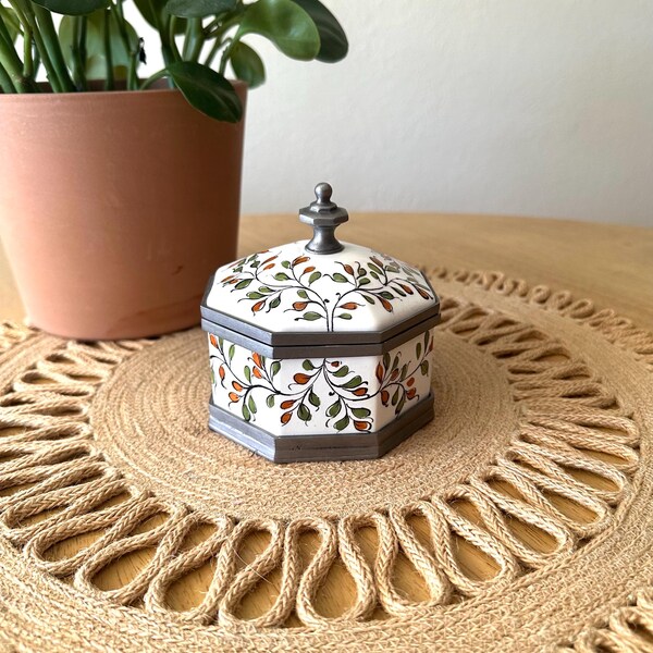 Ceramic Trinket Box - Etsy