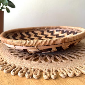Round Tray Woven Wall Basket Chevron Winnowing Basket Flat Basket Tray ...