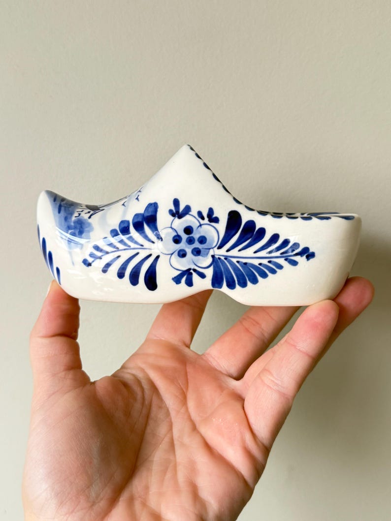 Vintage EH Delft / Delft Blue Hand Painted Blue and White Porcelain ...