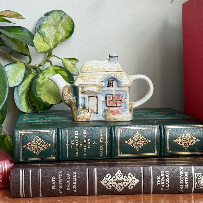 Cottage Teapot Roof - Etsy