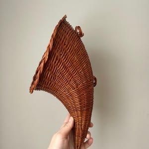 Vintage Wicker Woven Cornucopia Basket, 1970s "horn of Plenty" Basket ...