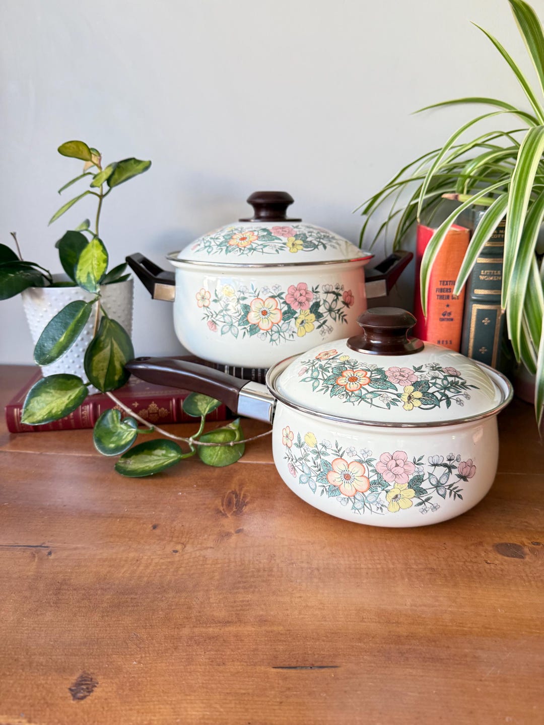 Vintage Mid Century Modern 1970s Floral Print Enamel Dutch Oven and ...