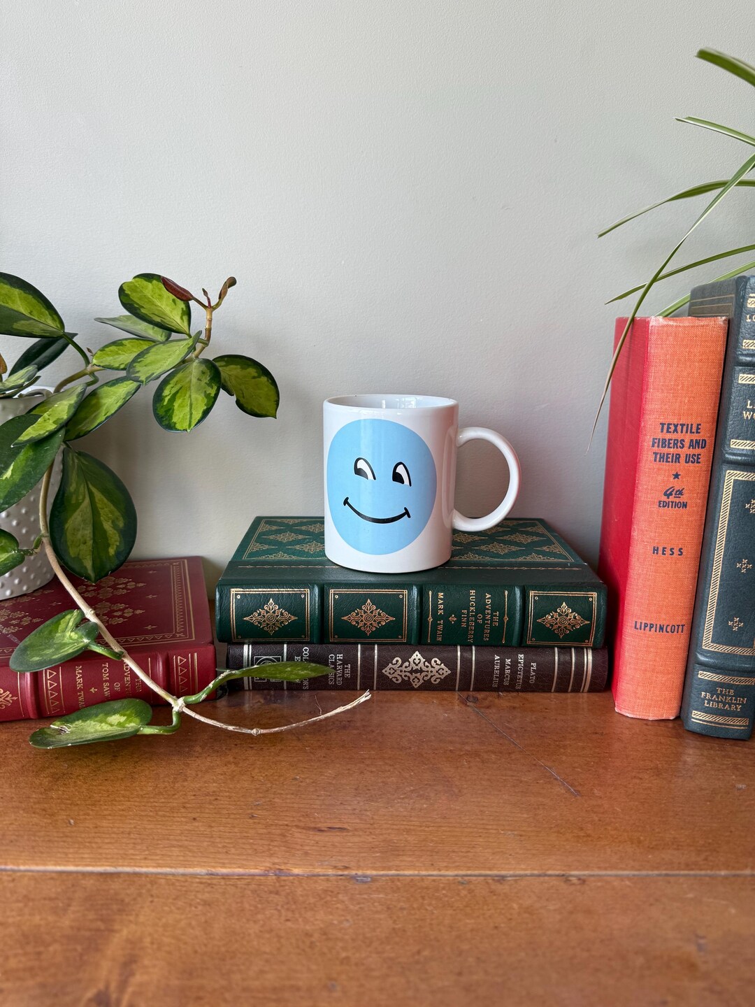 Vintage 1980s/1990s Blue Happy Face / Smiley Face Kitschy, Retro Coffee ...