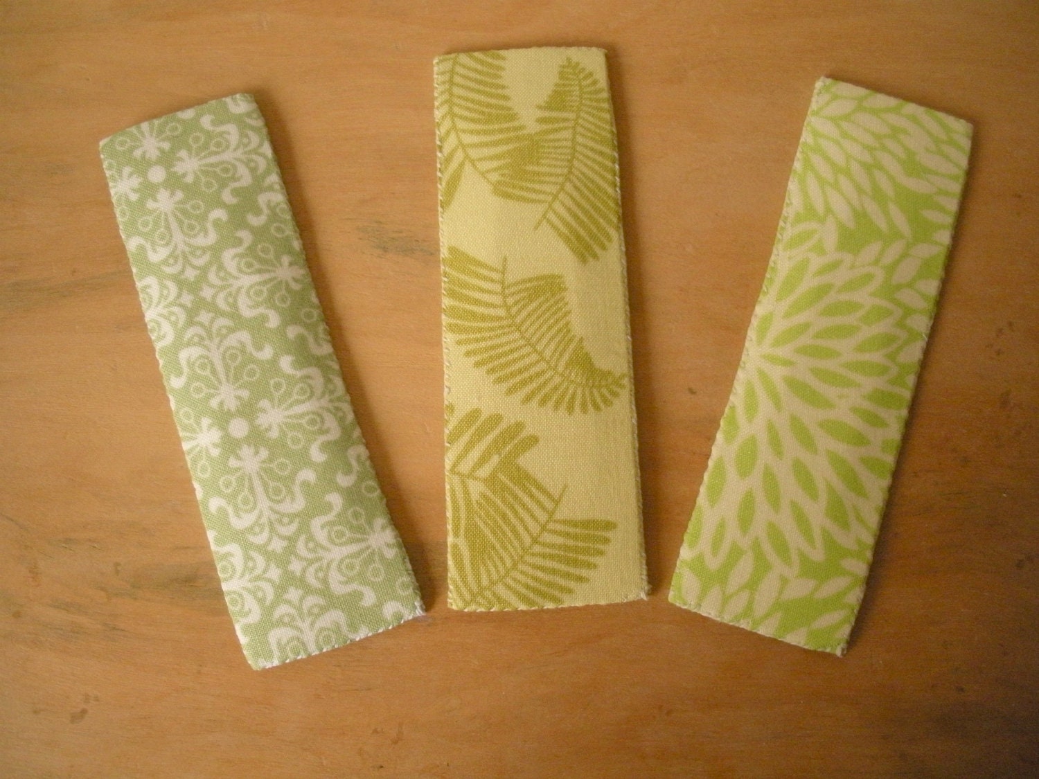 Bookmarks, Green Cotton Fabric, Set of 3 - Etsy.de
