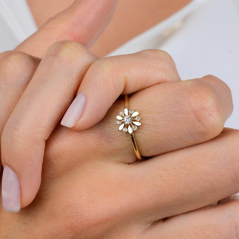 Gold Flower Ring - Etsy