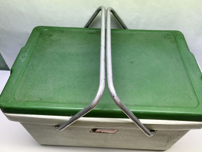 Coleman Picnic Style Cooler Ice Chest Metal Folding Handles Green VTG ...