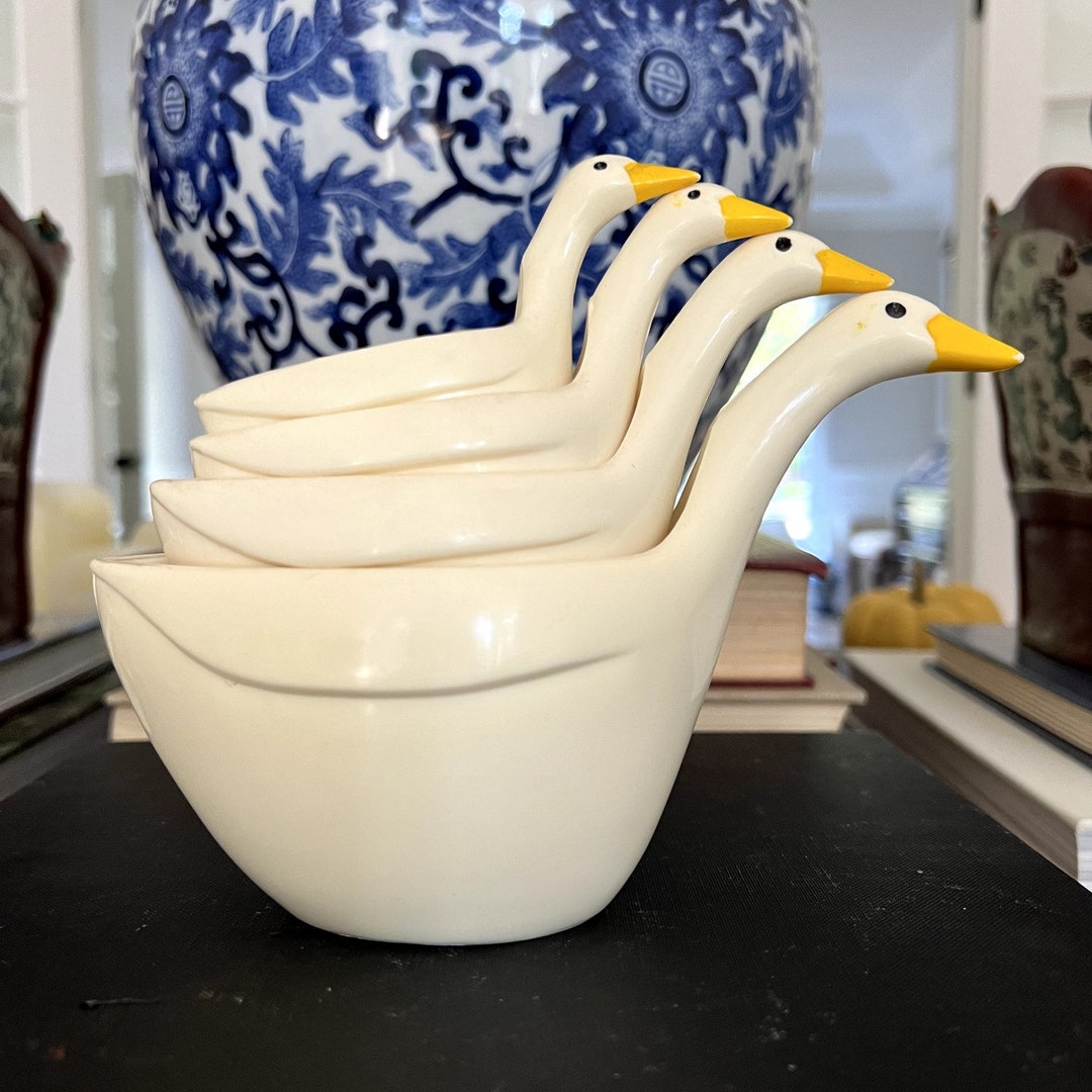 Vintage Stacking Goose Swan Measuring Cups 1980s Kitsch Retro ...