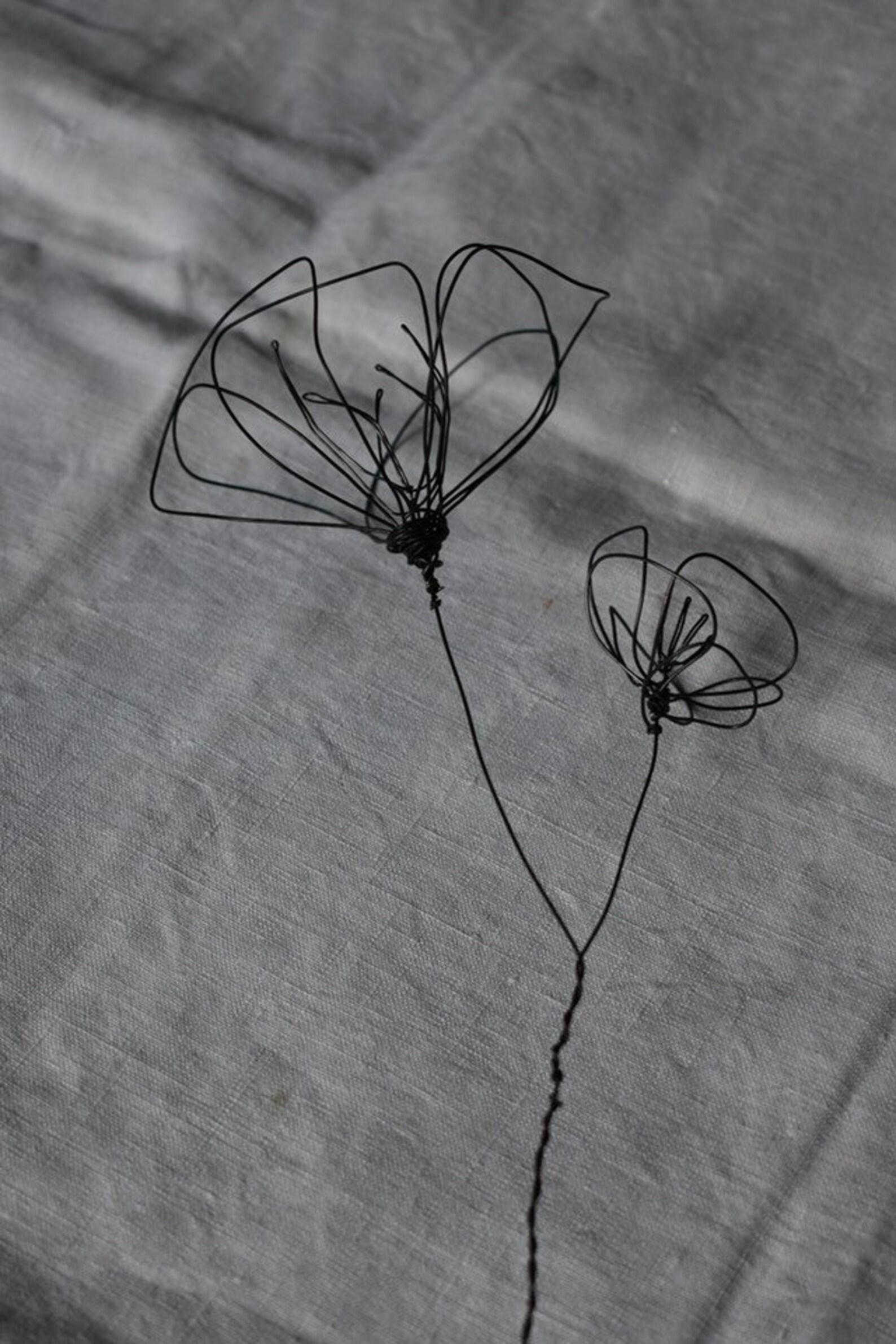 Handmade 3D Wire Flowers Bouquet, Set of 5 Stems, Minimal Vase or Wall ...