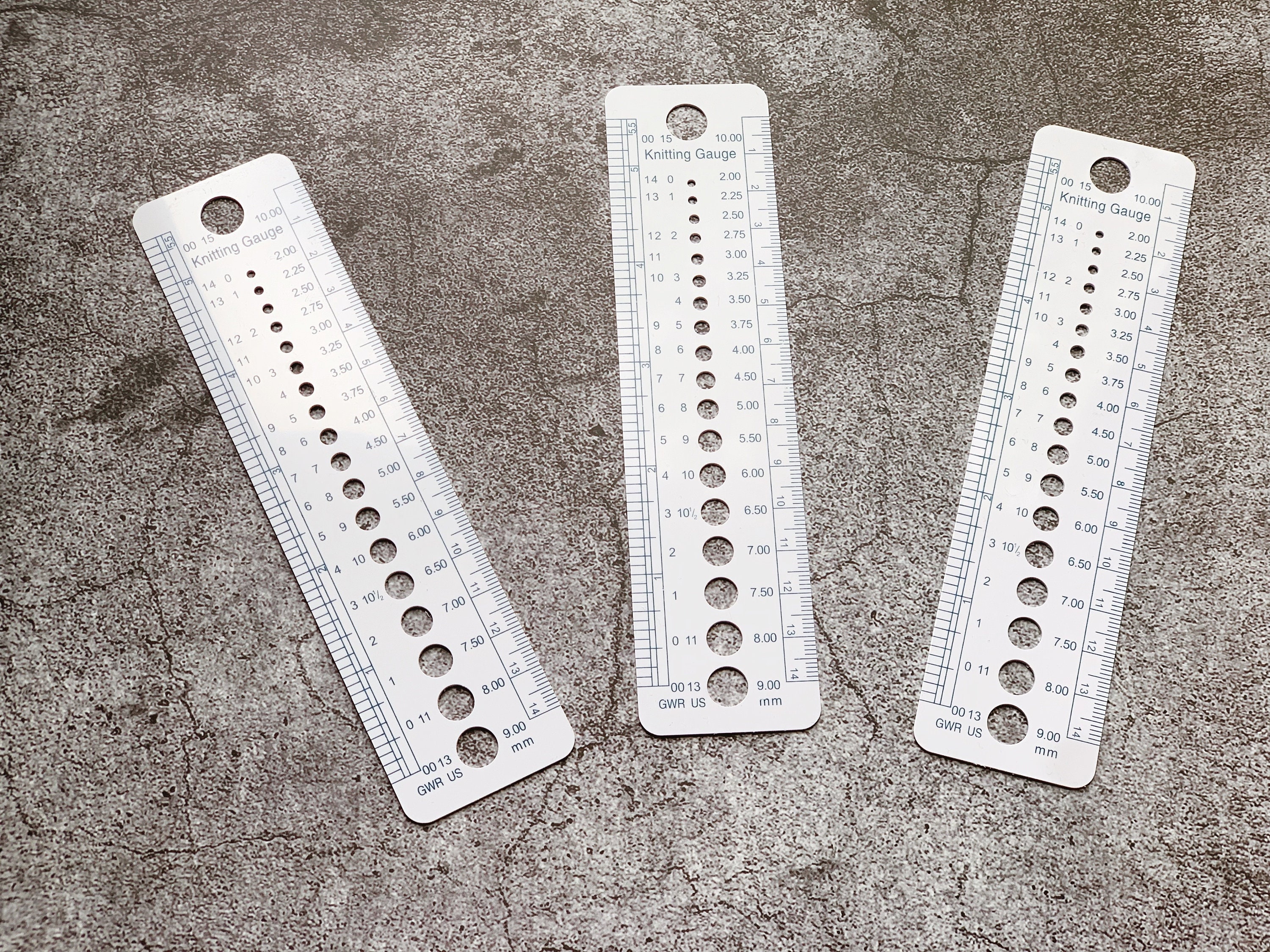 Small Knitting Needle Gauge/needle Sizer - 5 1/2 Inch -- Knitting ...