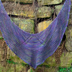 Queen's Shawlette Knitting Pattern - PDF - Etsy