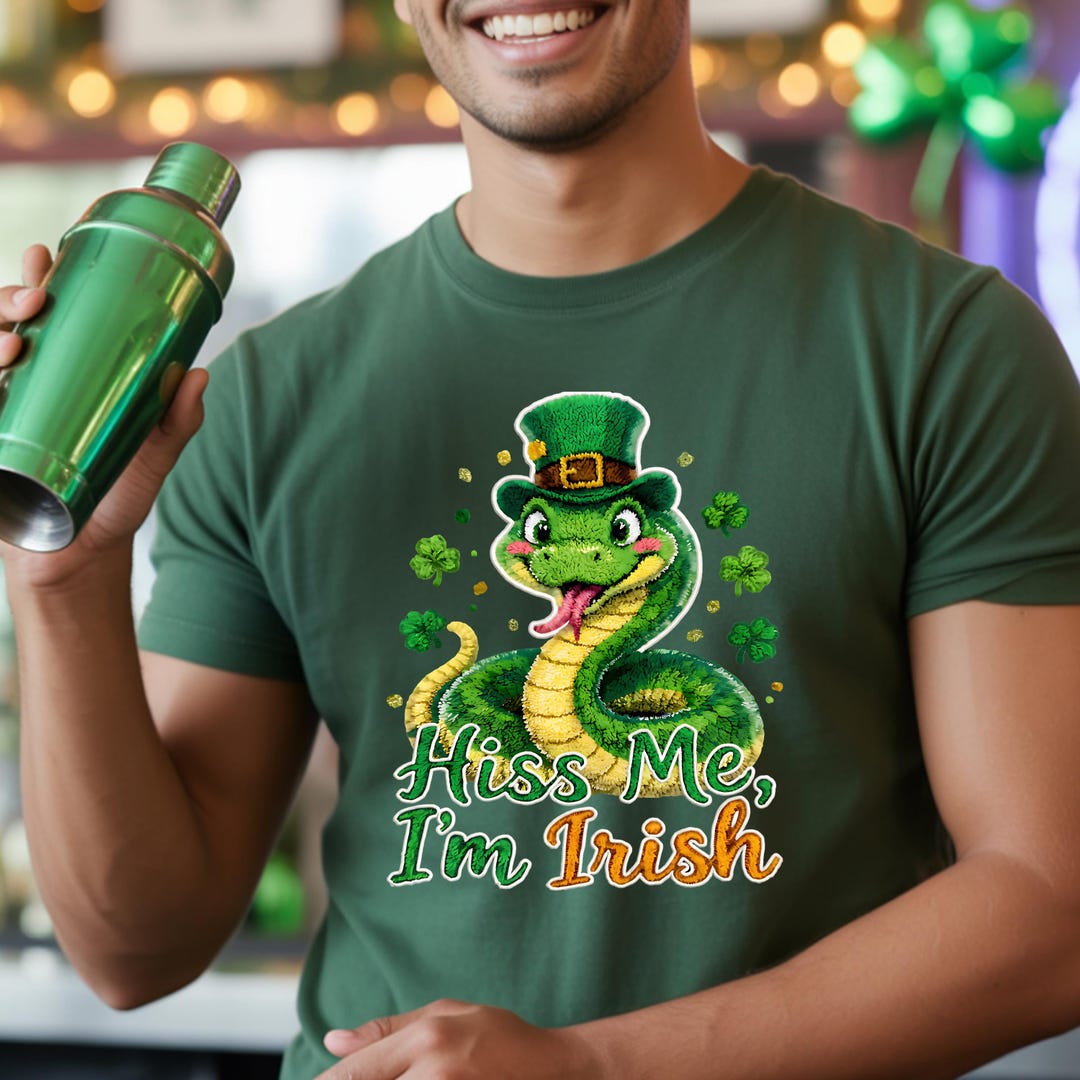 St Patricks Day Snake PNG, Hiss Me I'm Irish, Clover Design (digital ...