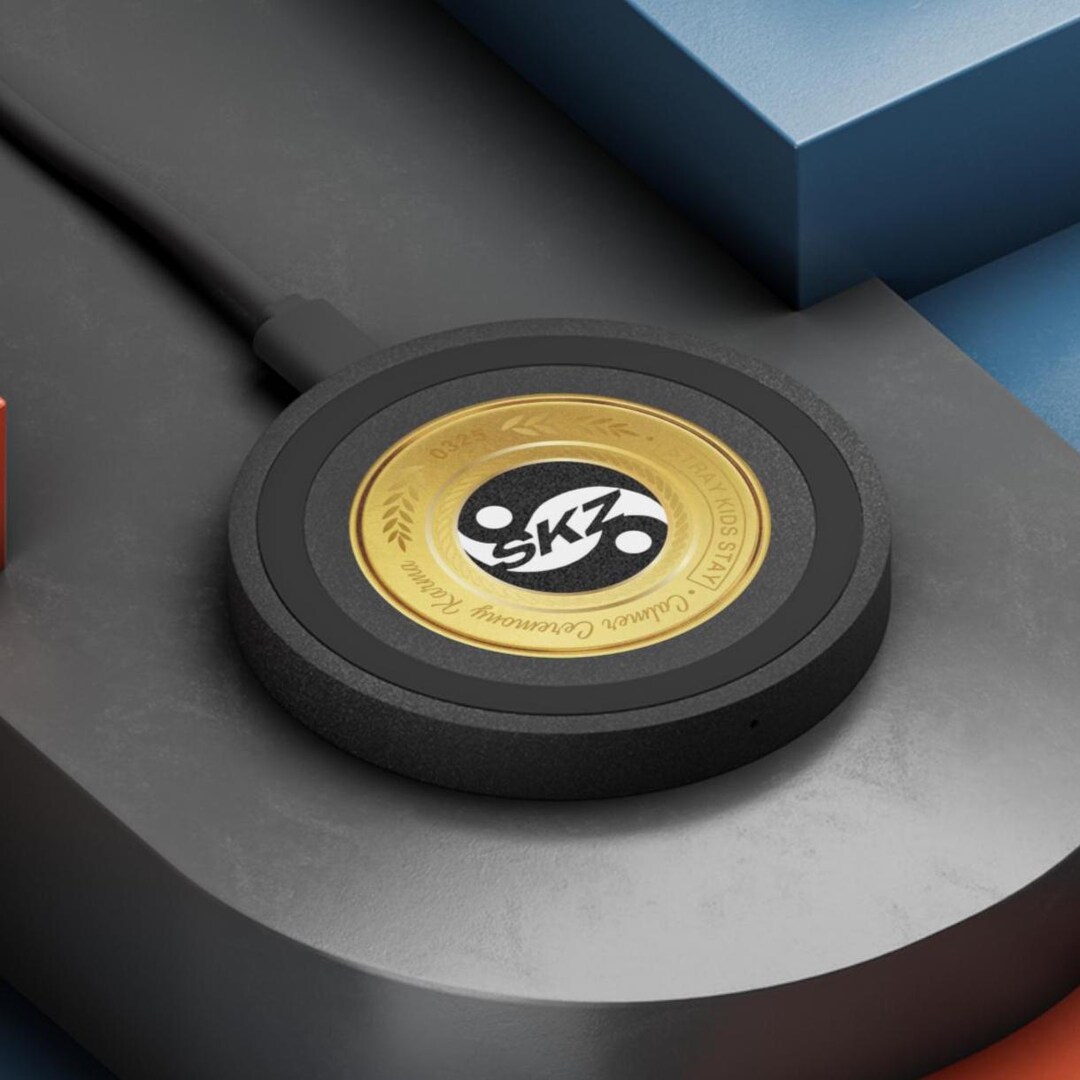 Stray Kids *KARMA* Coin Wireless Charging Pad for Home and Office, SKZ Comeback Quake Charging ...