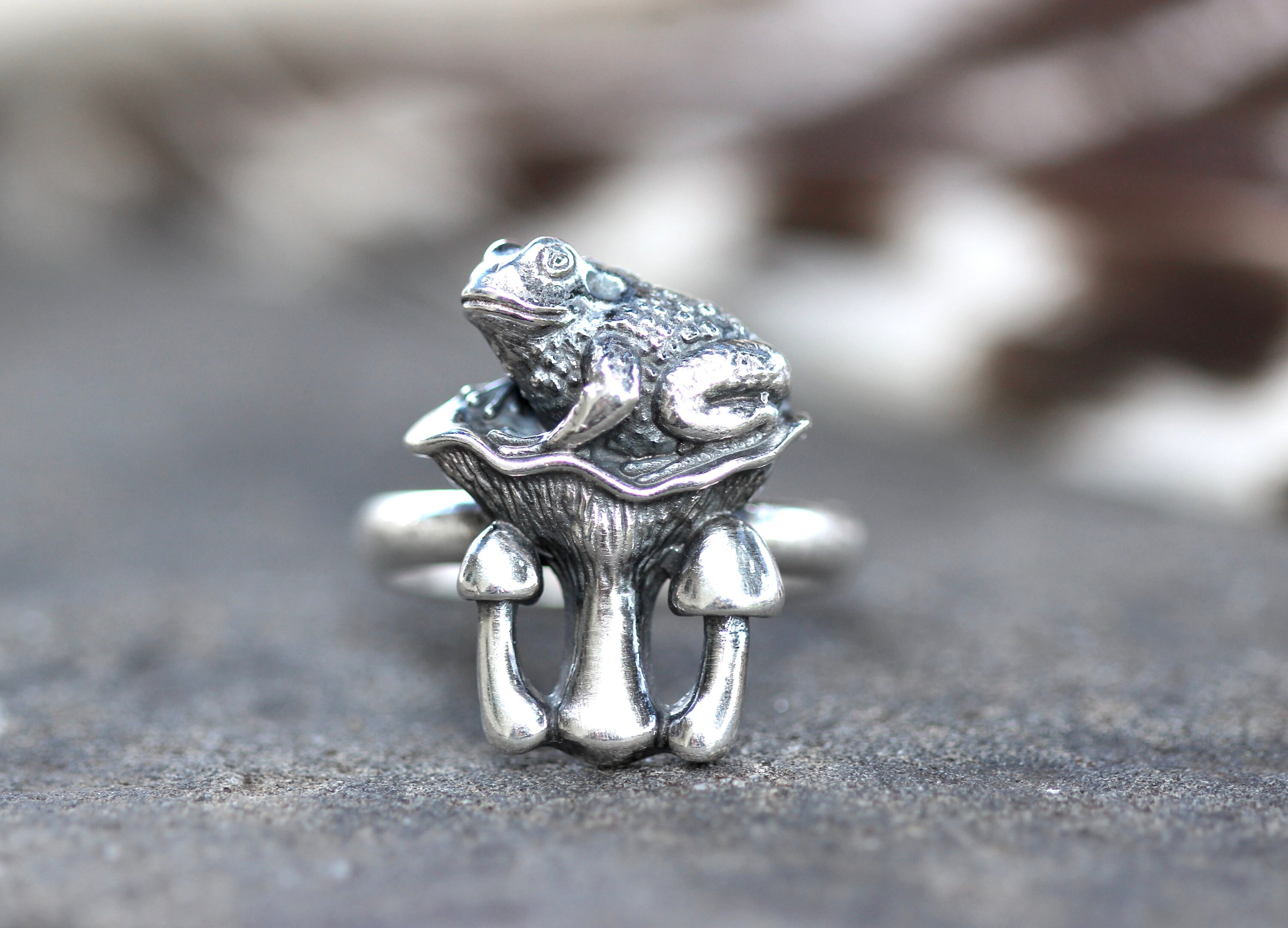 Sterling Silver Mushroom Ring Frog Ring Toad Ring Cottagecore Ring Cottage Core Jewelry Nature Ring Mushroom Jewelry Silver Woodland Ring