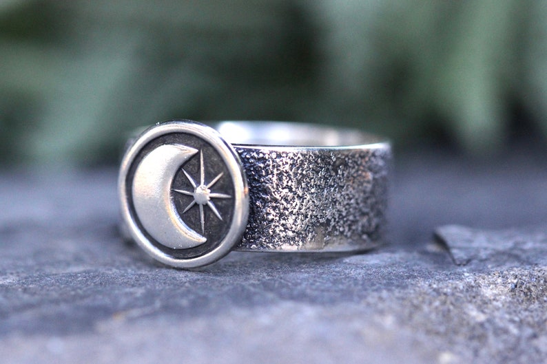 Crescent Moon Ring Celestial Ring Witch Ring Witchy - Etsy
