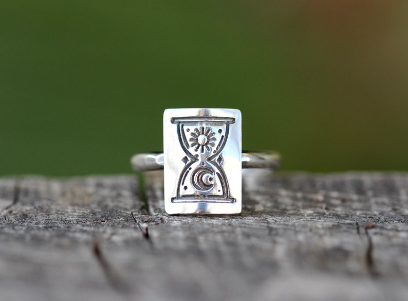 Silver Moon Ring Celestial Ring Hourglass Ring Witch Ring - Etsy