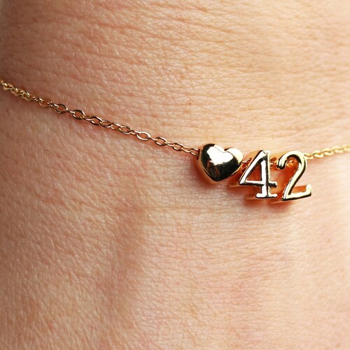 Number Charm Bracelet / Personalized Number Gift for Mom Best - Etsy