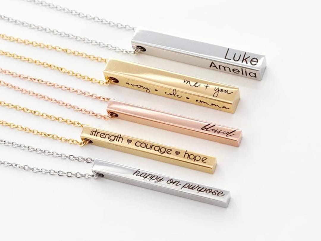 Necklace with name on it bar store