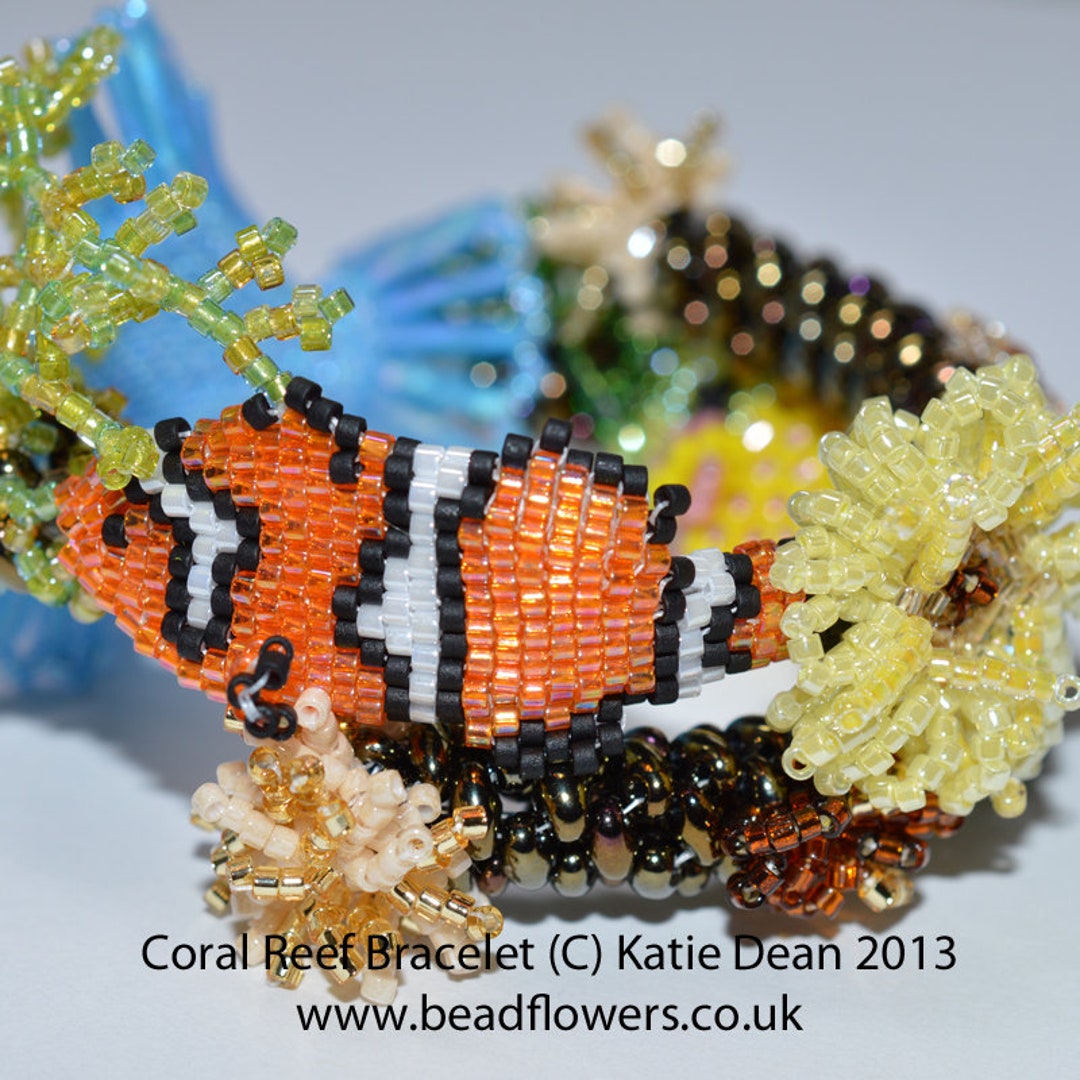 Beaded Fish Patterns to Make a Coral Reef Bracelet - Beading Tutorial ...