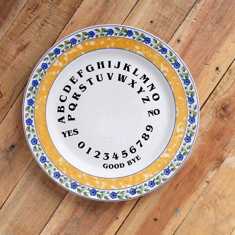 Round Ouija Board Printable: Spirit Board Design SVG PNG (digital ...