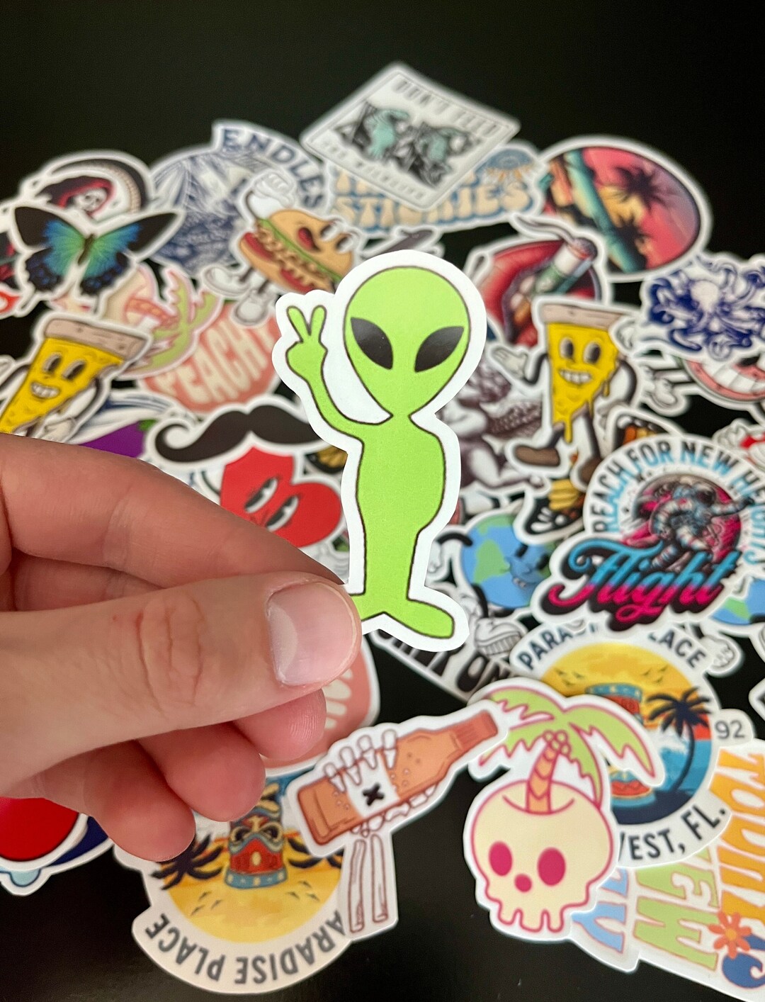 Alien Sticker for Laptop Outer Space Stickers for Water Bottle Retro ...