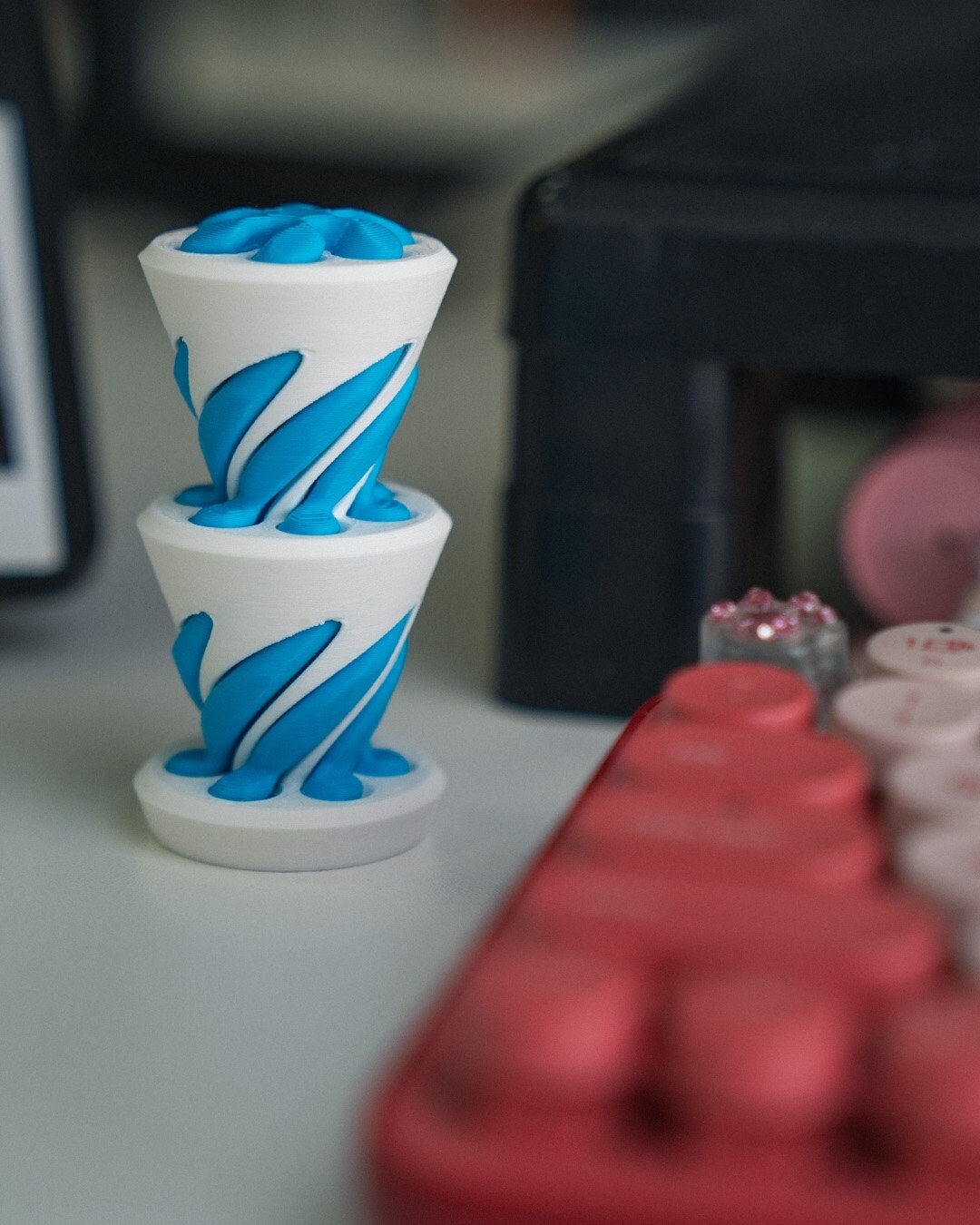 Double Spiral Fidget Toy - Unique Desktop Spinner for Stress Relief ...