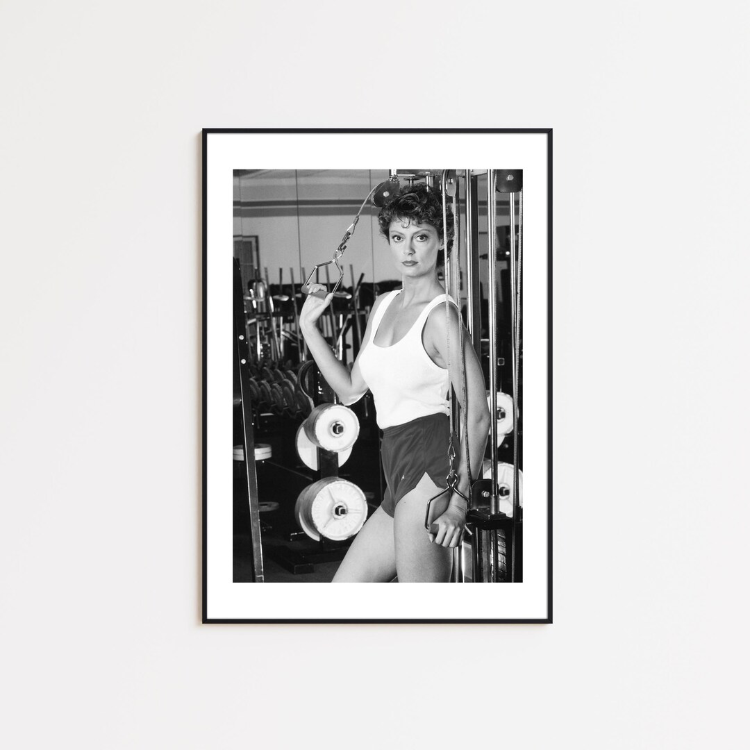 Susan Sarandon Poster, Feminist Wall Art, Fashion Poster, Black and ...