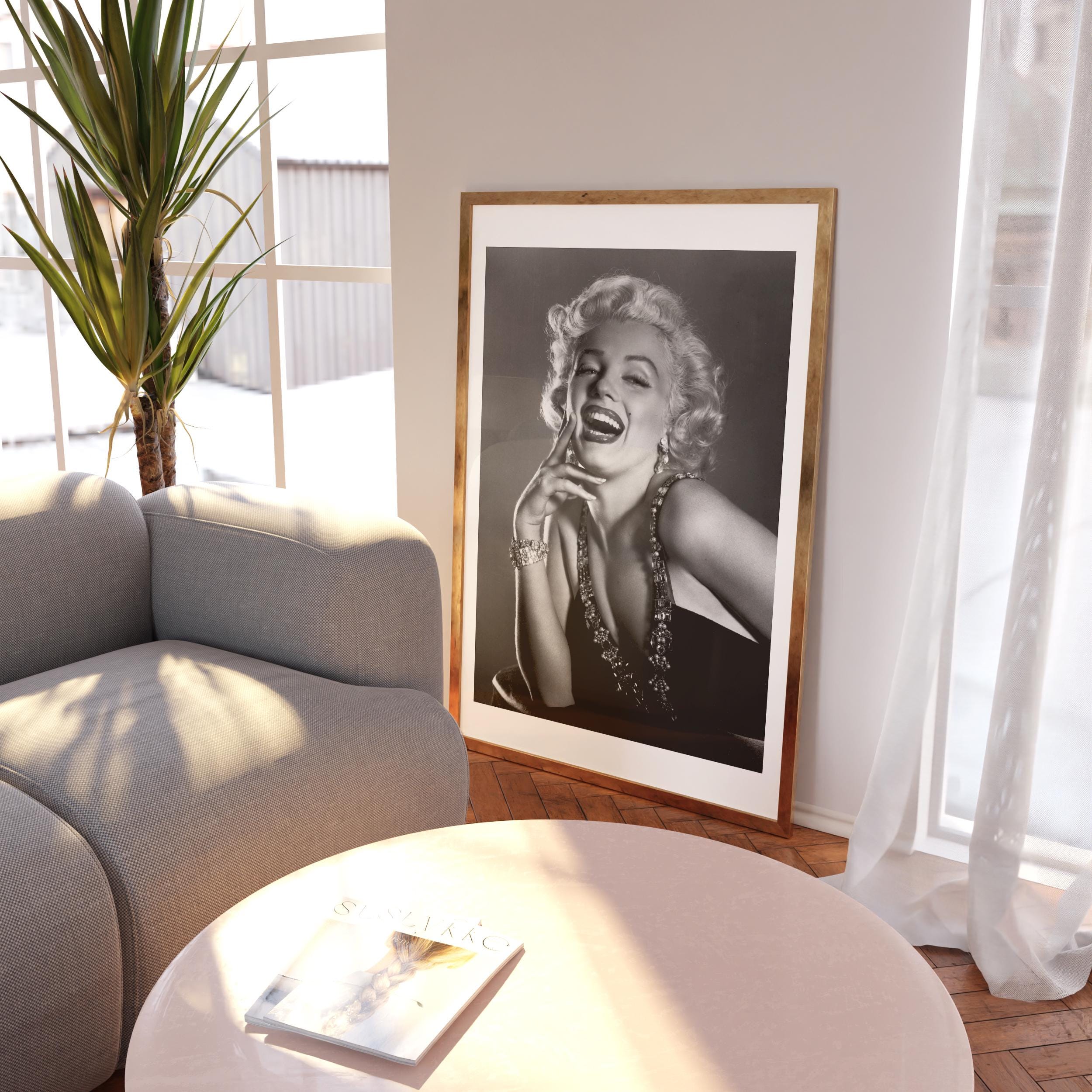 Marilyn Monroe Print, Blonde Bombshell, Movie Star, Black and White ...