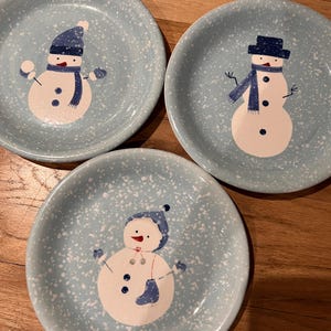 Vintage Snowman Holiday Plates, Set of 3 by Home, Holiday Dinner Plates ...