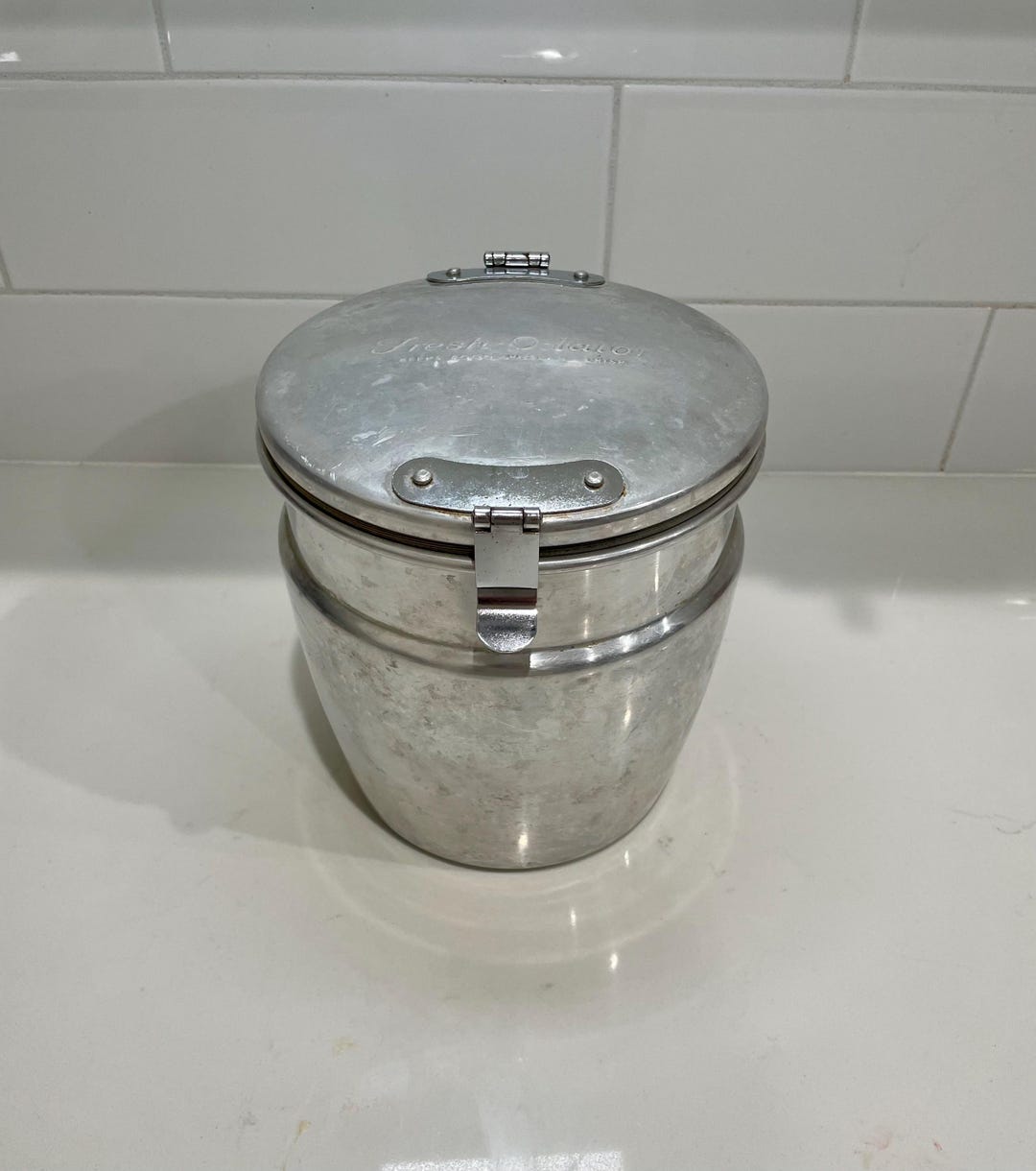 Vintage Aluminum Fresh O Lator Food Storage Canister. Enterprise ...