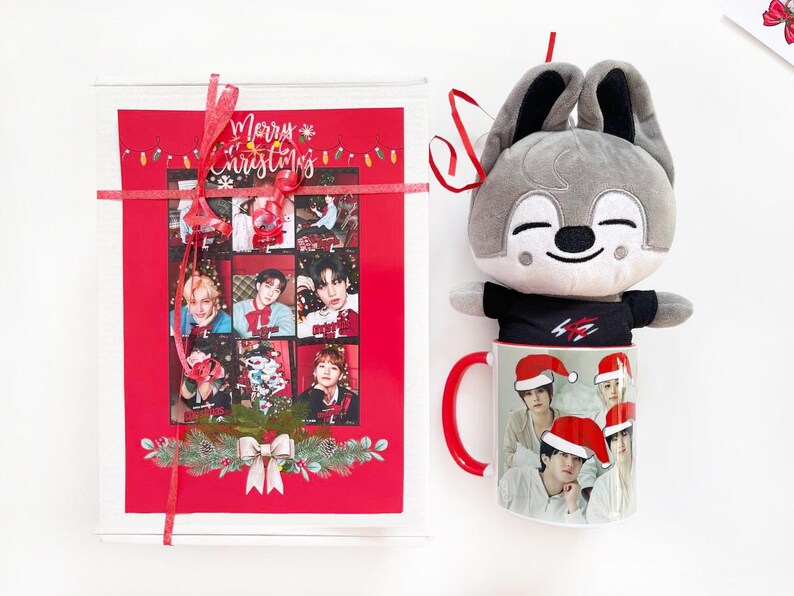 Skzoo Christmas Gift Box Stray Kids Plush Toy Mystery Box With Stray ...