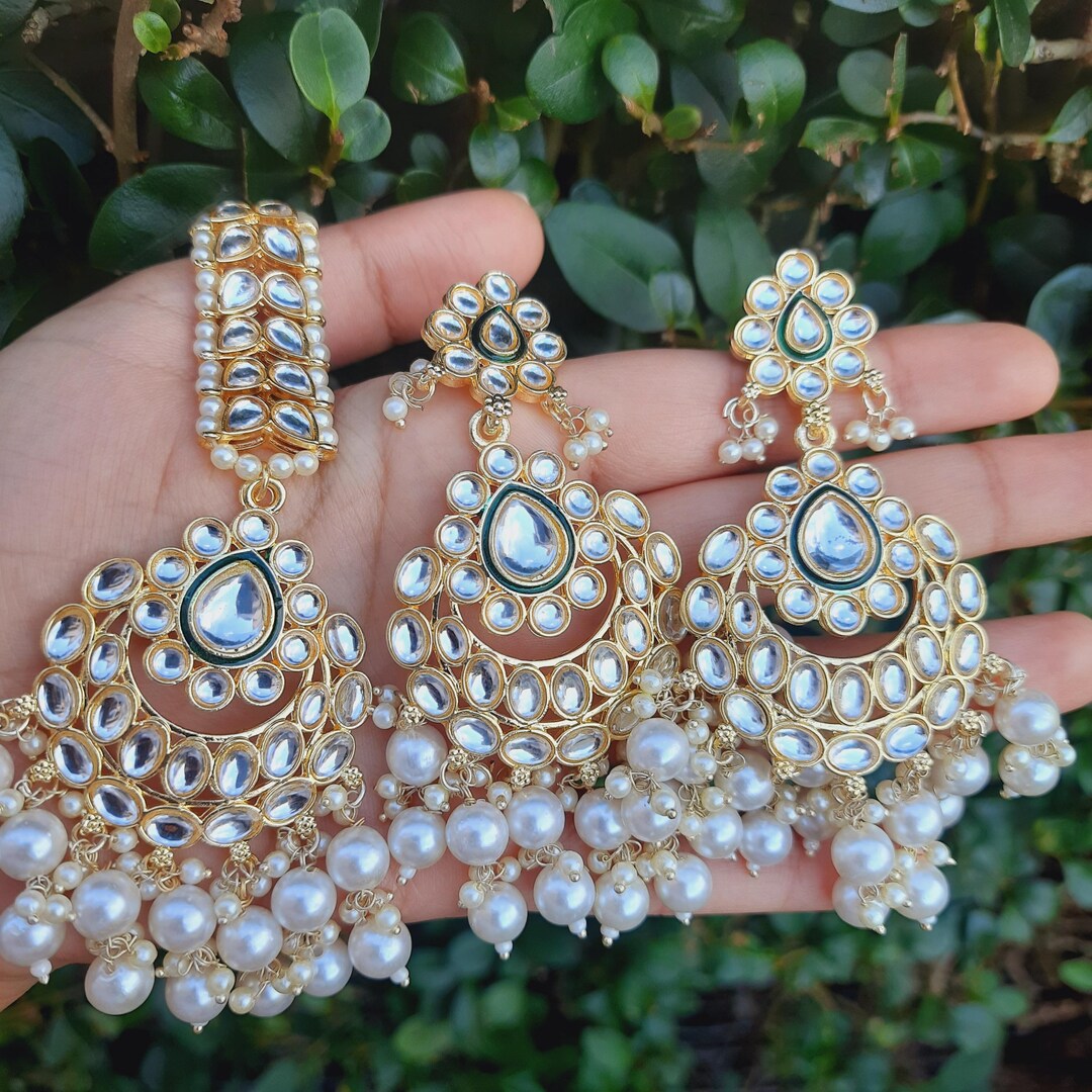 Lightweight Kundan and Pearls Tikka Set With Earrings - Etsy