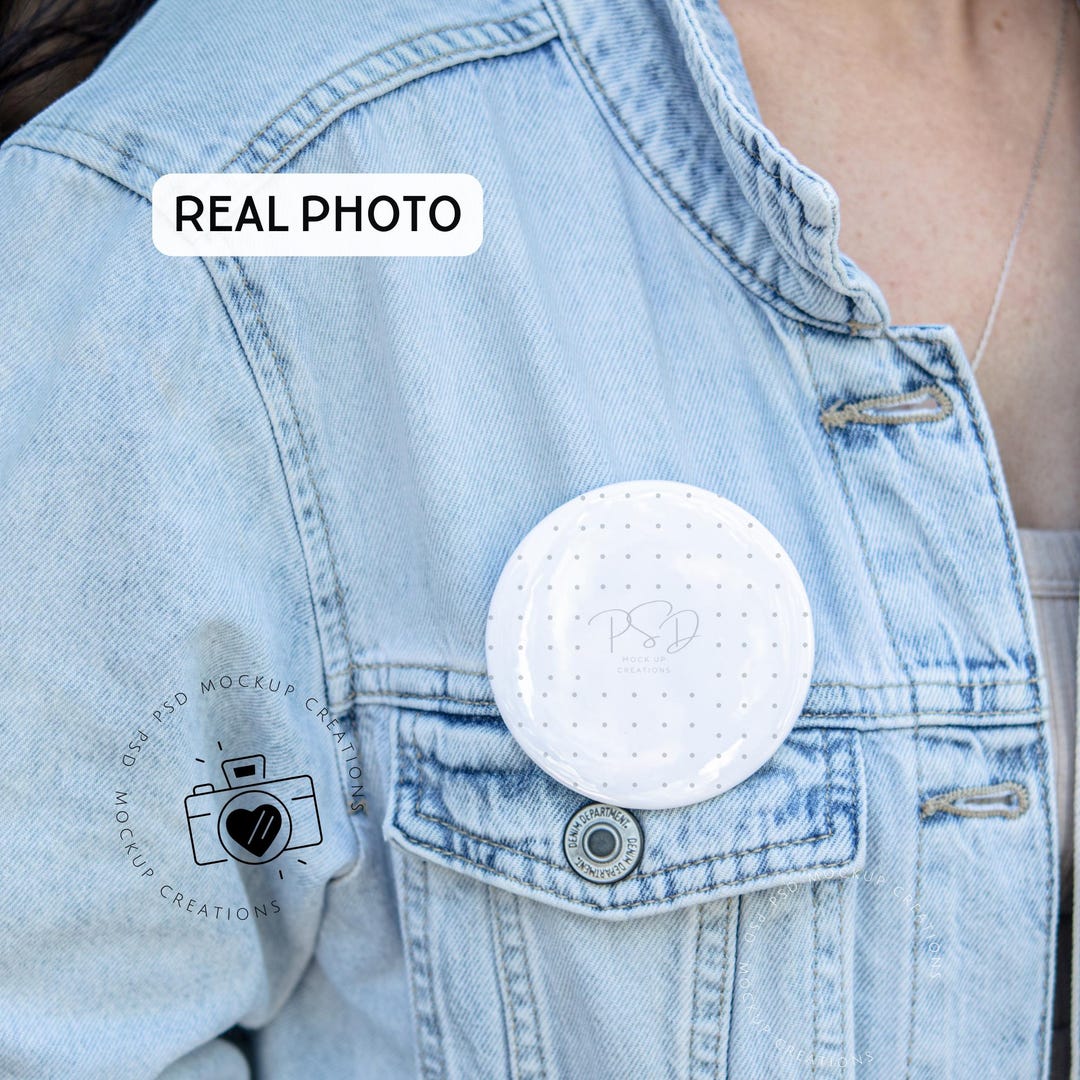 3-inch Button Mockup Custom Pin Buttons Mockup Button Mock up PSD Smart ...