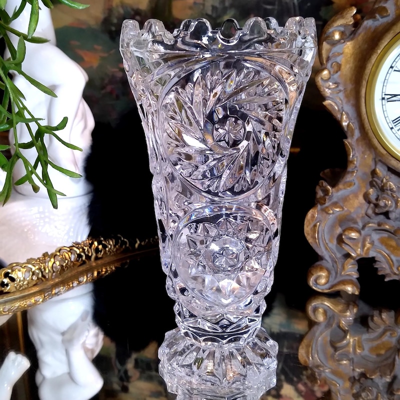 Bud Vase With Glass Feet - Etsy