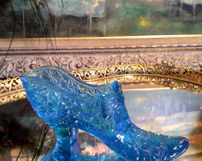 Vintage Fenton Blue Daisy & Button Glass Shoe | Fenton Blue Art Glass ...