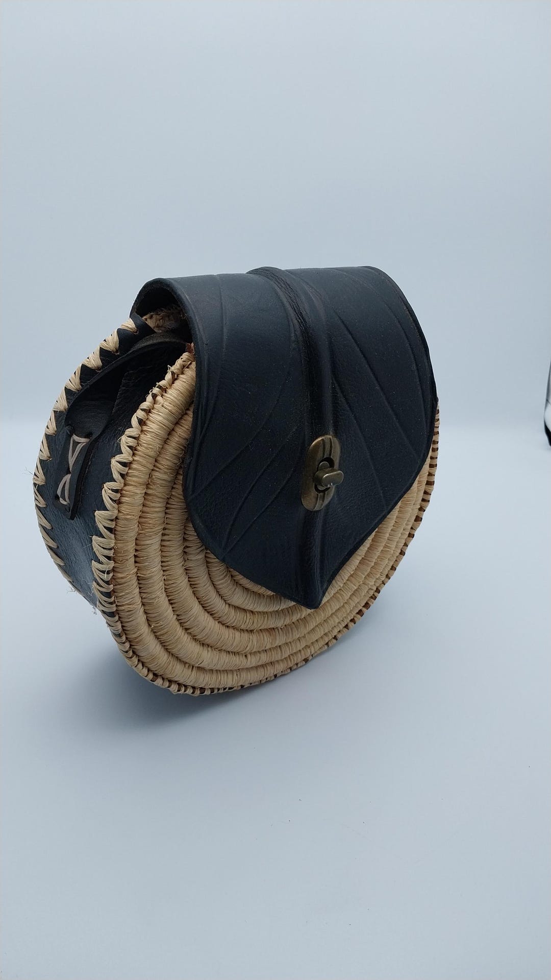 Amazing Moroccan Bag, Natural Bag Black , Beach Bag, Raffia Bag, Round ...