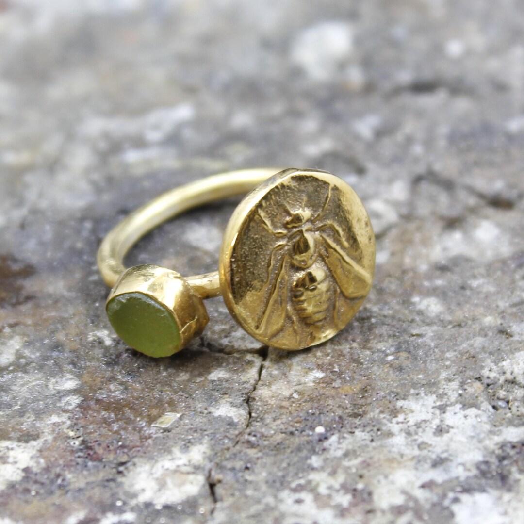 Handmade Bronze Intaglio Bee Ring With Natural Raw Apatite: 24K Gold ...