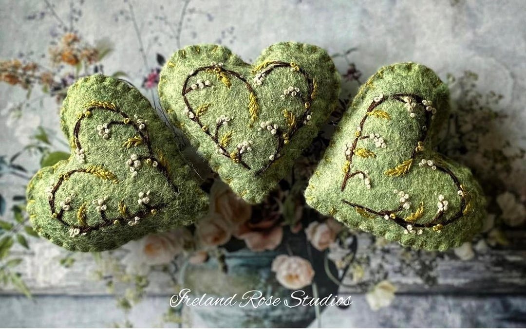 Three Wee Embroidered Hearts - Etsy
