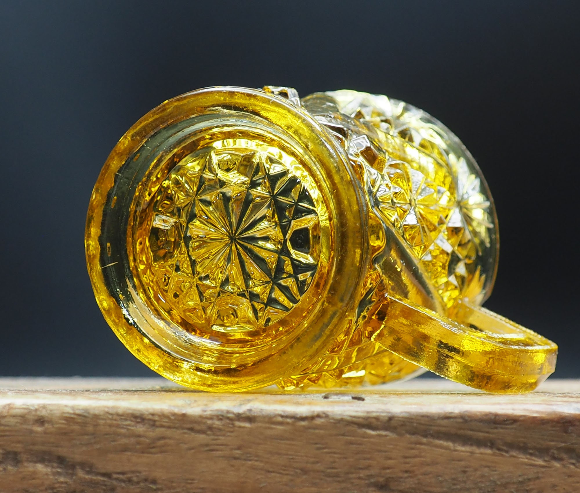 Daisy and Button With V Ornament Amber Child's Cup Mug A.J. Beatty & Co ...