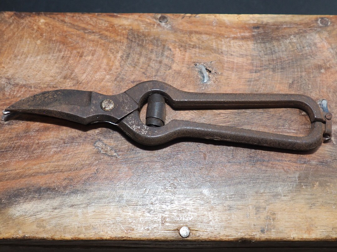 Vintage Garden Shears Clippers Pruners Italy Spring Loaded Locking - Etsy