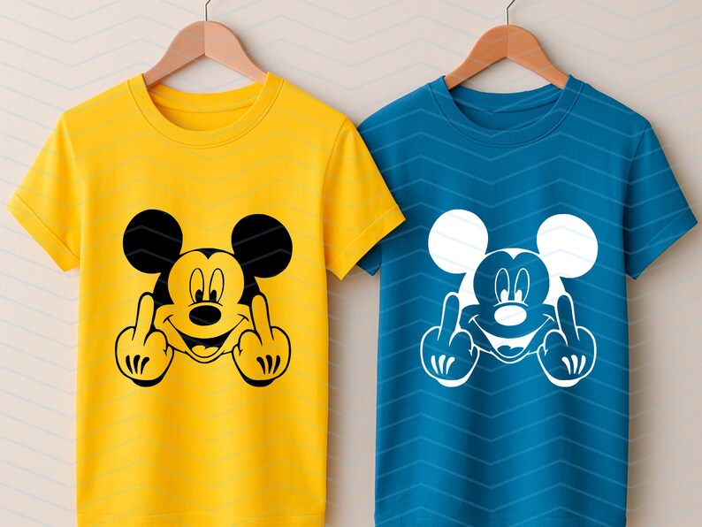 Funny Mickey Peek SVG PNG: Cartoon Character Cut File (digital Download ...