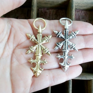 Vagrant Story Necklace - Rood Inverse Necklace - Custom Anime Design ...