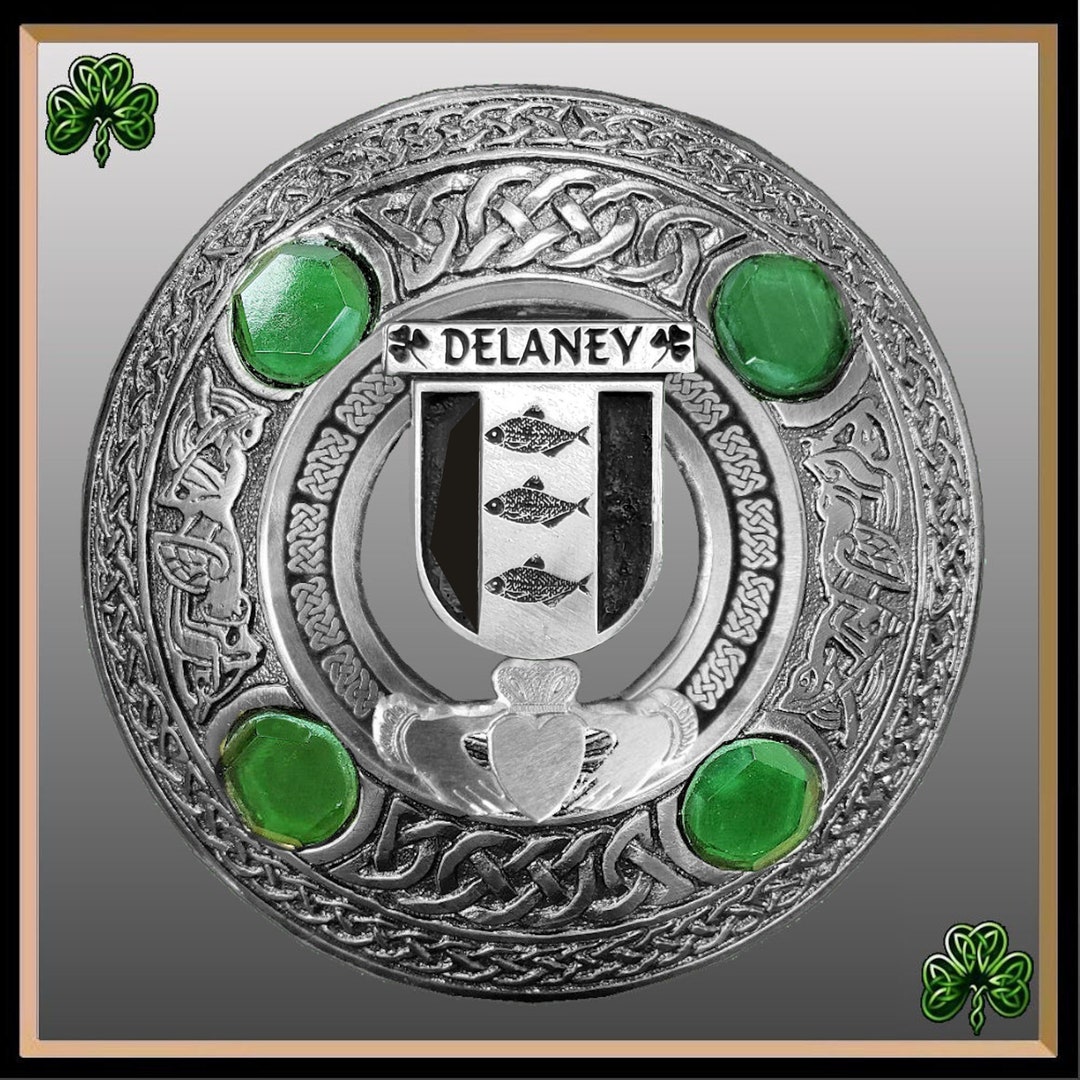 Delaney Irish Claddagh Coat of Arms Plaid Brooch ~ Emerald Stones - Etsy