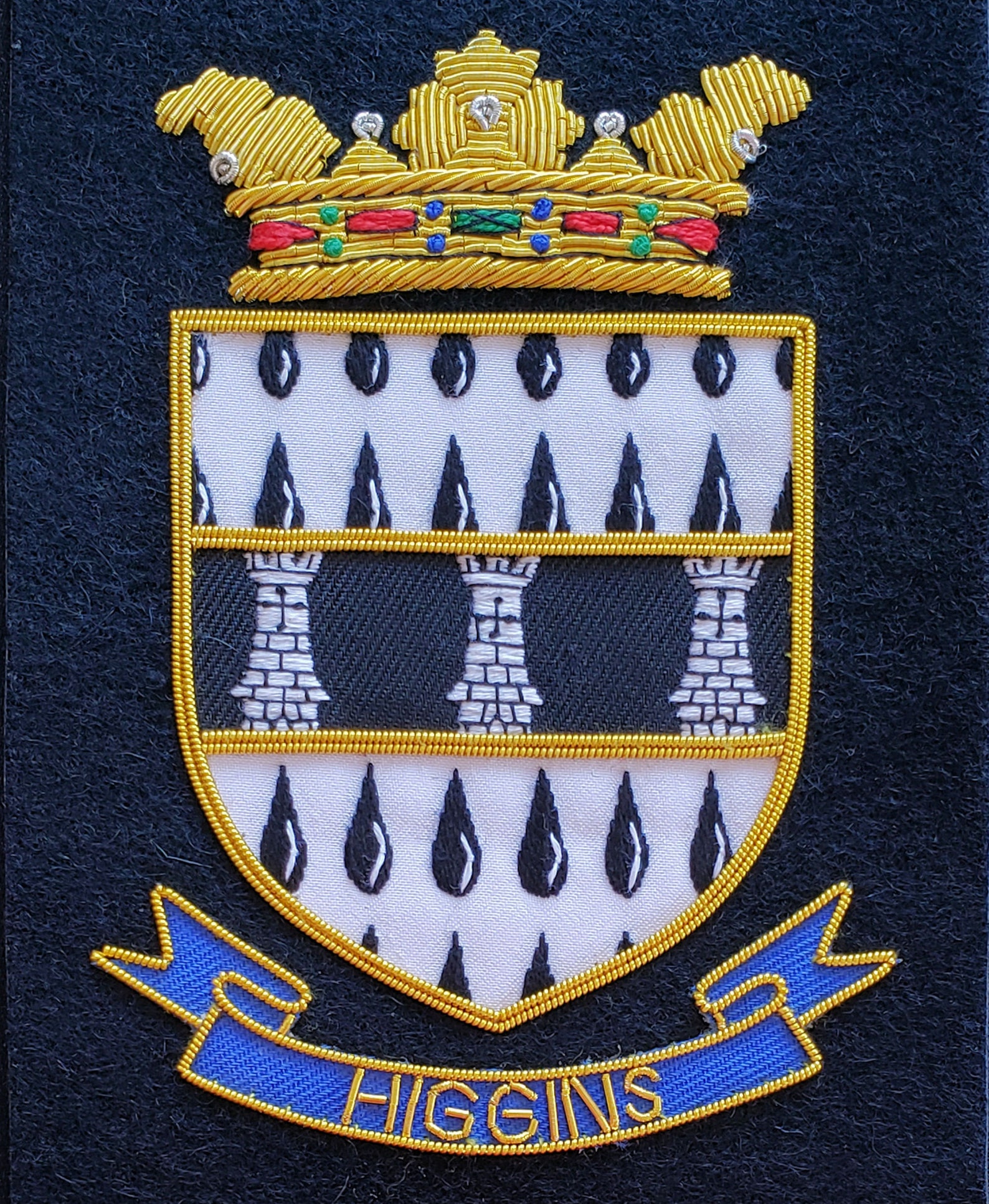 Higgins Irish Coat of Arms Embroidered Crest | Etsy