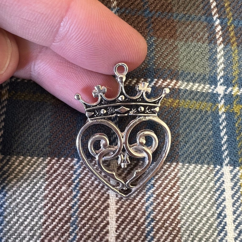 Queen Mary Luckenbooth Heart Scottish Pendant - Etsy