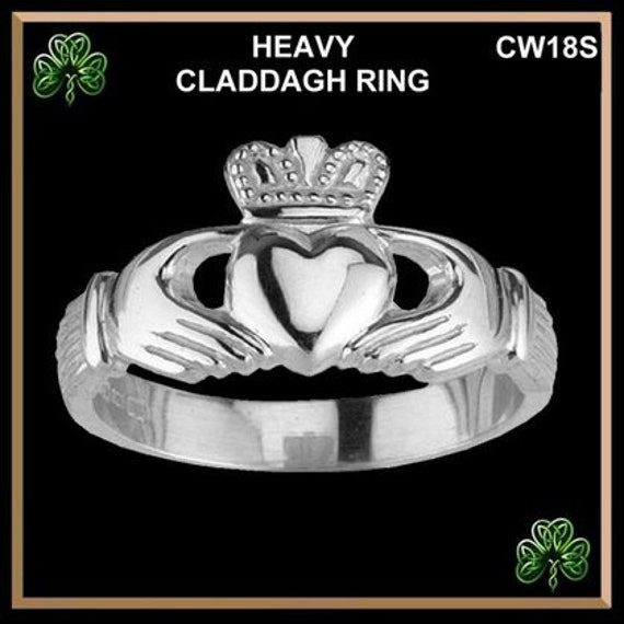 Claddagh ring symbol store