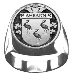 Ahearn Irish Coat of Arms Gents Ring IC100 - Etsy